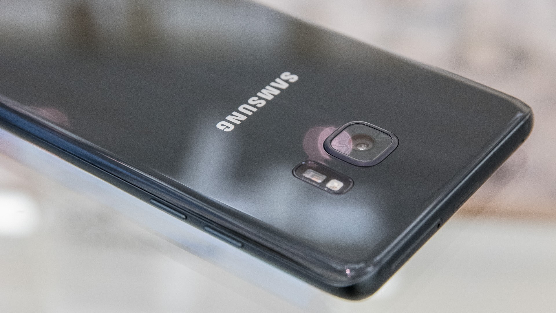 Первая утечка Galaxy Note 8 — Wylsacom