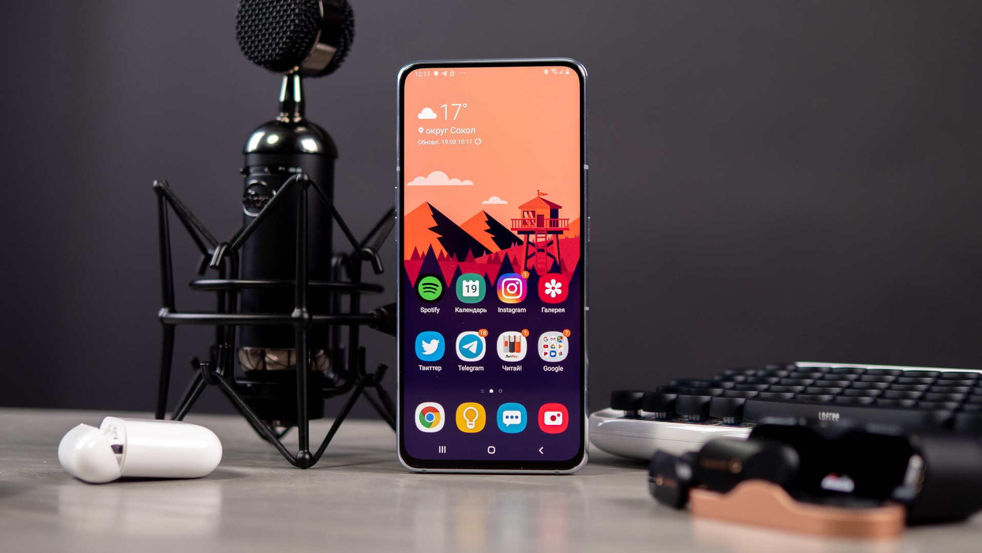 Обзор Samsung Galaxy A80: живи эмоциями — Wylsacom